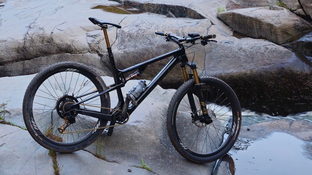 DIY Carbon Bike Build from CHINA.... Banger or Bust? - YouTube
