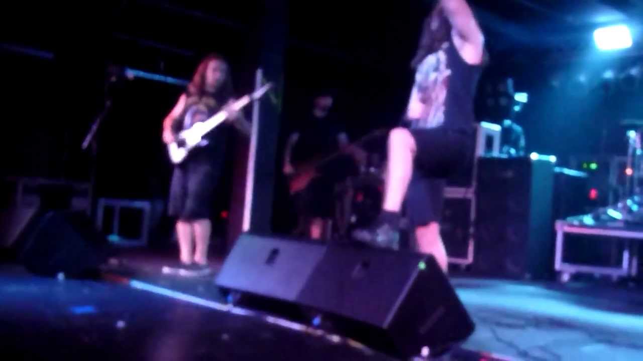 Unearth - Endless @ Backstage Live - San Antonio,TX - YouTube