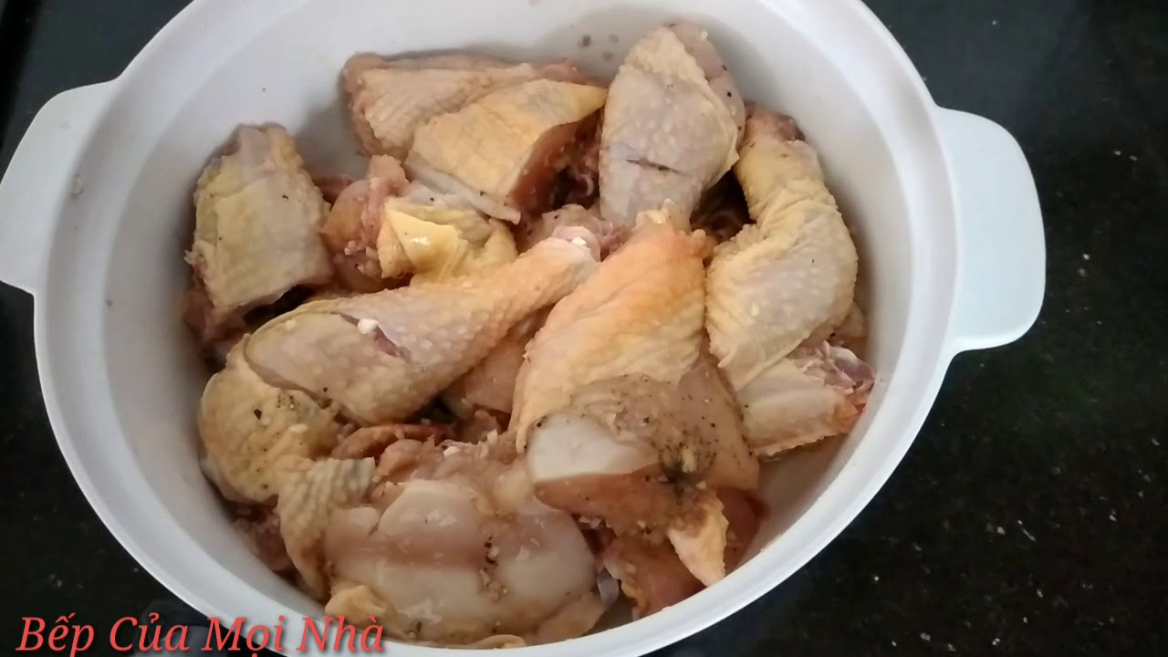 Gà Roti Ngon Đậm Đà Mà Không Cần Nước Dừa/ Bếp Của Mọi Nhà - YouTube