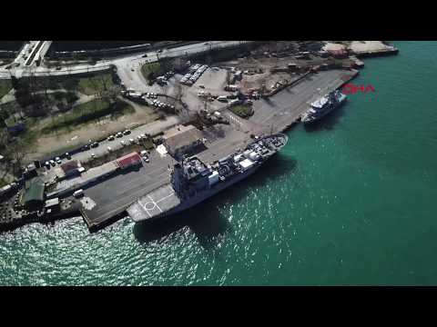 NATO'ya bağlı Alman ikmal gemisi Sarayburnu'nda demirledi