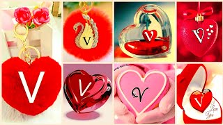 V Alphabet Wallpaper In Heart
