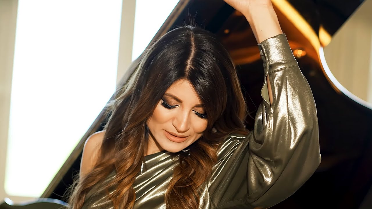 Luiza Oprita - Vino acasa [Videoclip Oficial] 2025 - YouTube