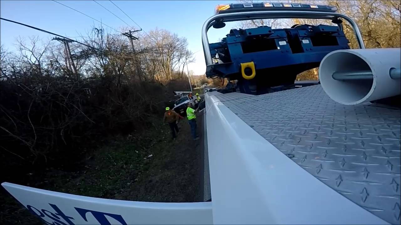 Midwest Truck, Rotator simple winch out of bucket truck - YouTube