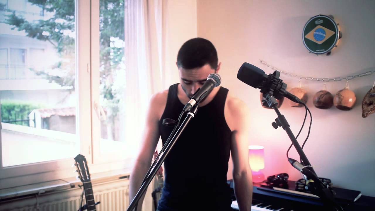 ROMTOM - Des bisous - live appartement - YouTube