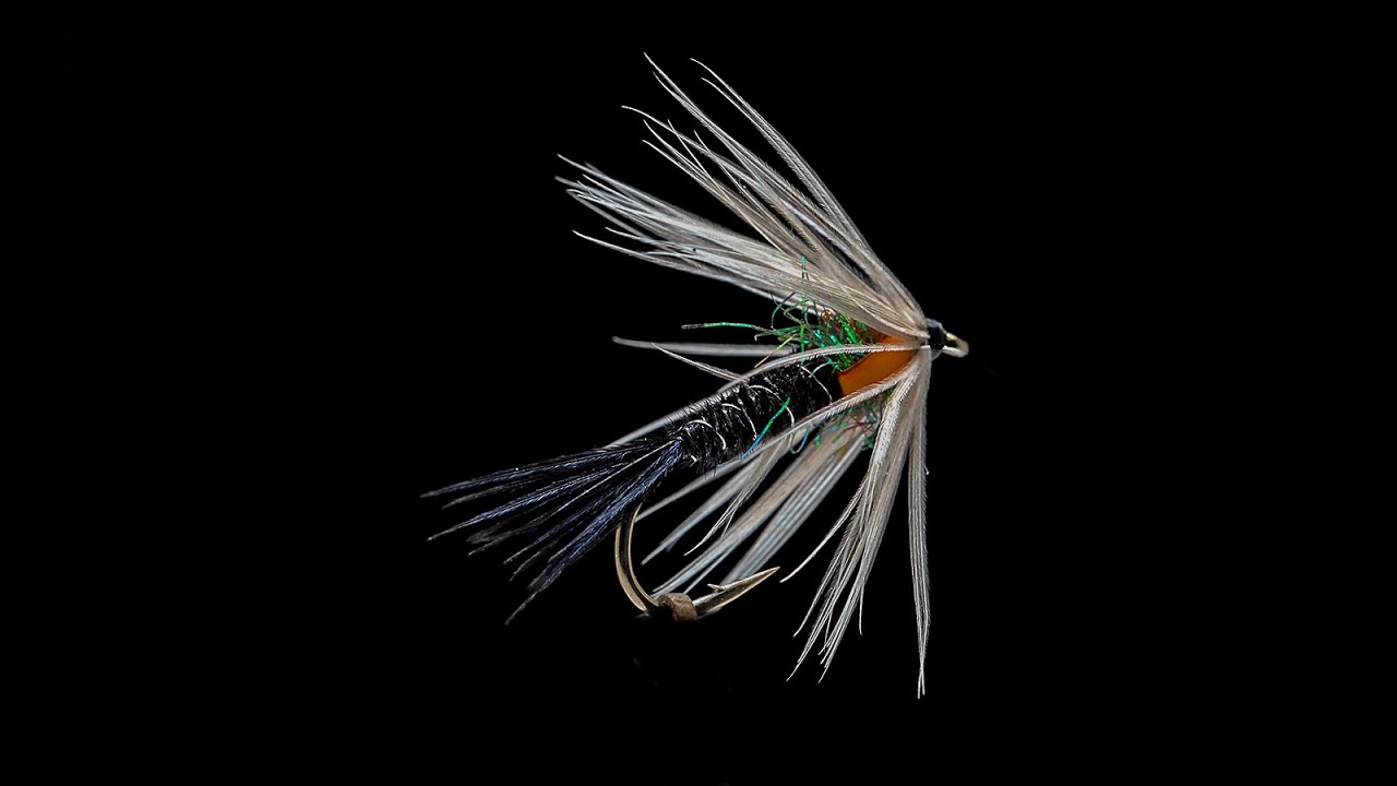 FlyTying // Black Wet Fly - YouTube