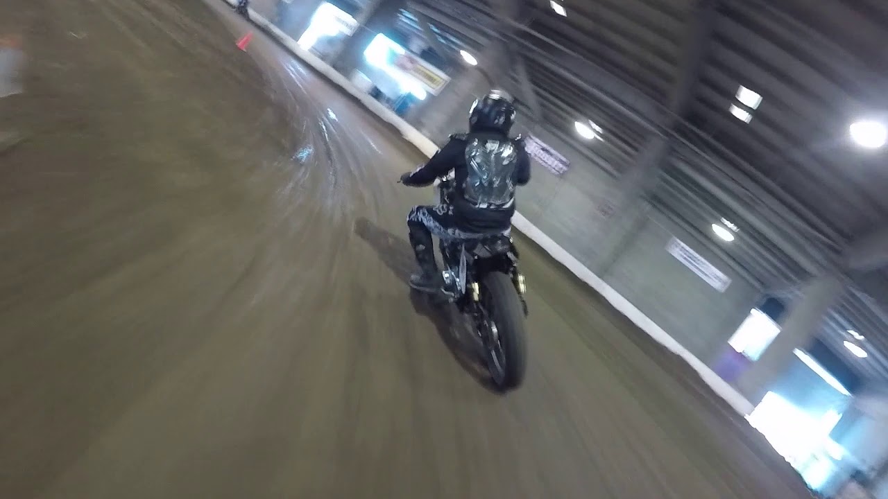 BIKER COWBOY FLAT TRACK SALEM SPEEDWAY MAIN RACE 1-13-19 - YouTube