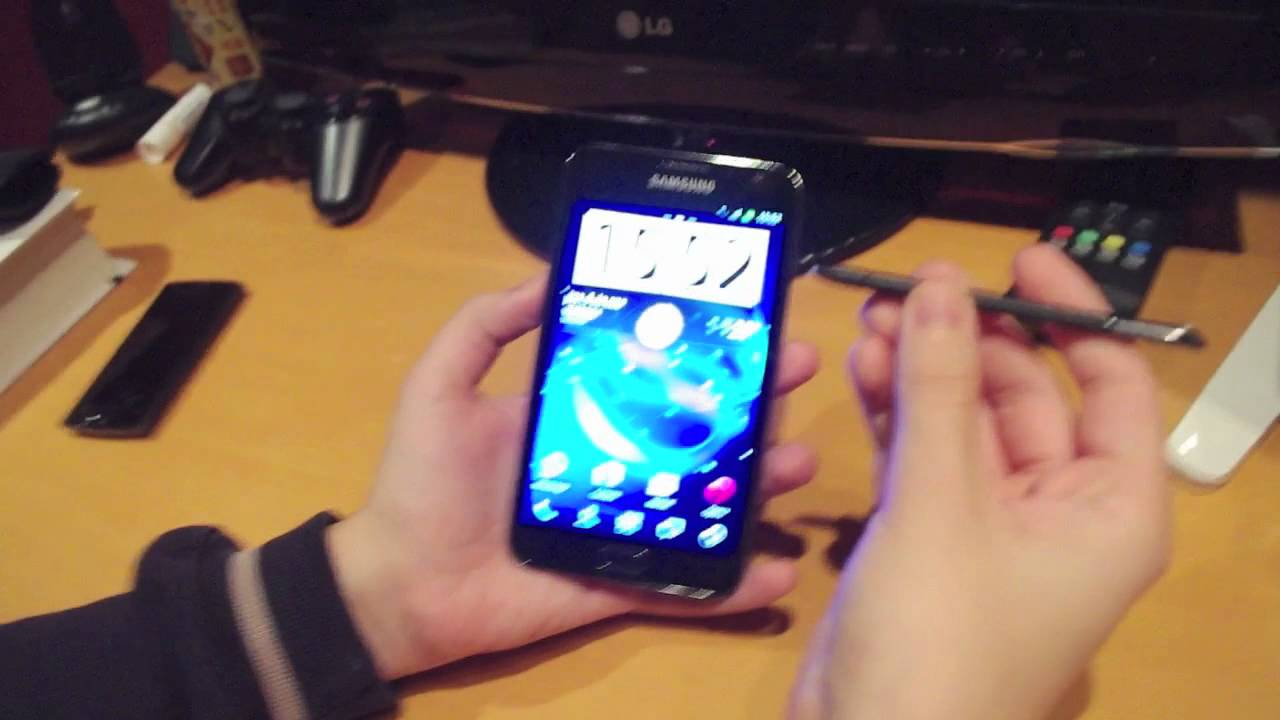 Review Samsung Galaxy Note GT-N7000 - YouTube