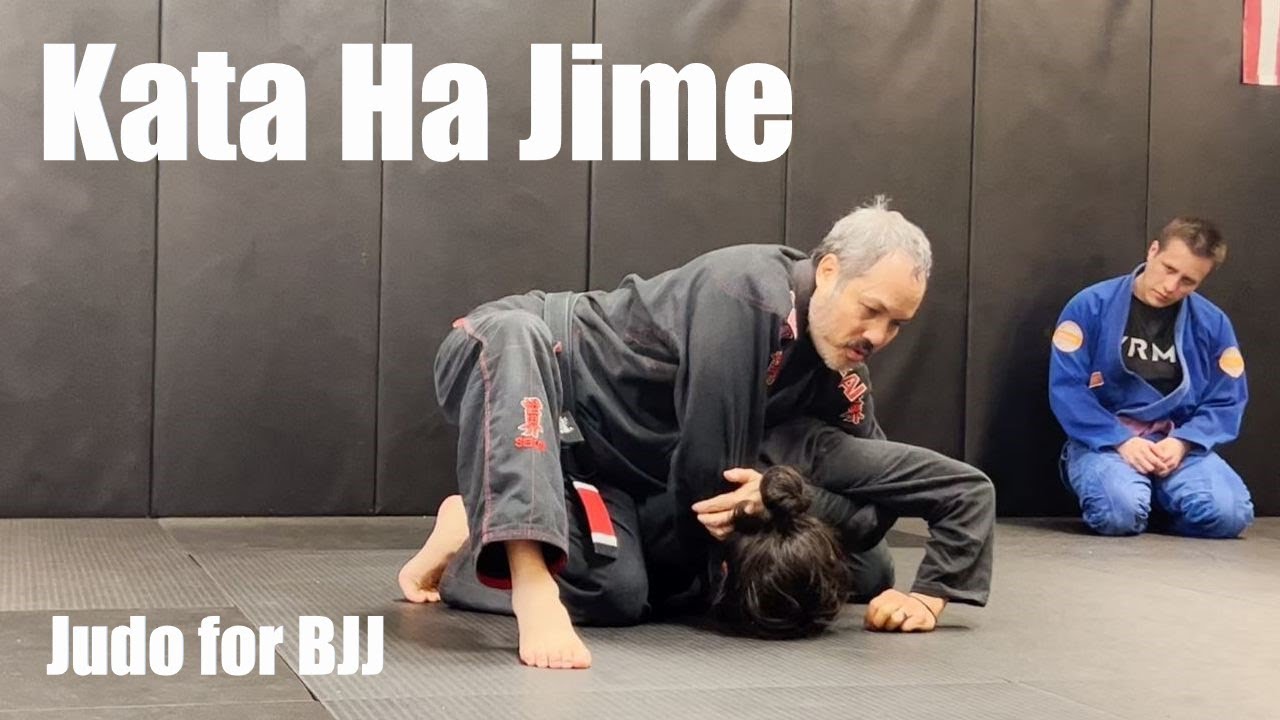 Koshi Jime (Clock Choke) to Kata Ha Jime | Judo for BJJ - YouTube