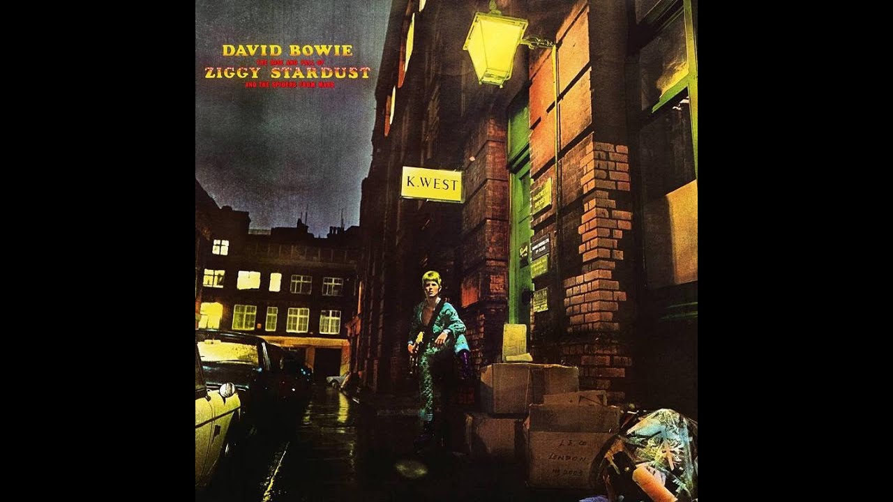 David Bowie - Hang On To Yourself (1972) - YouTube