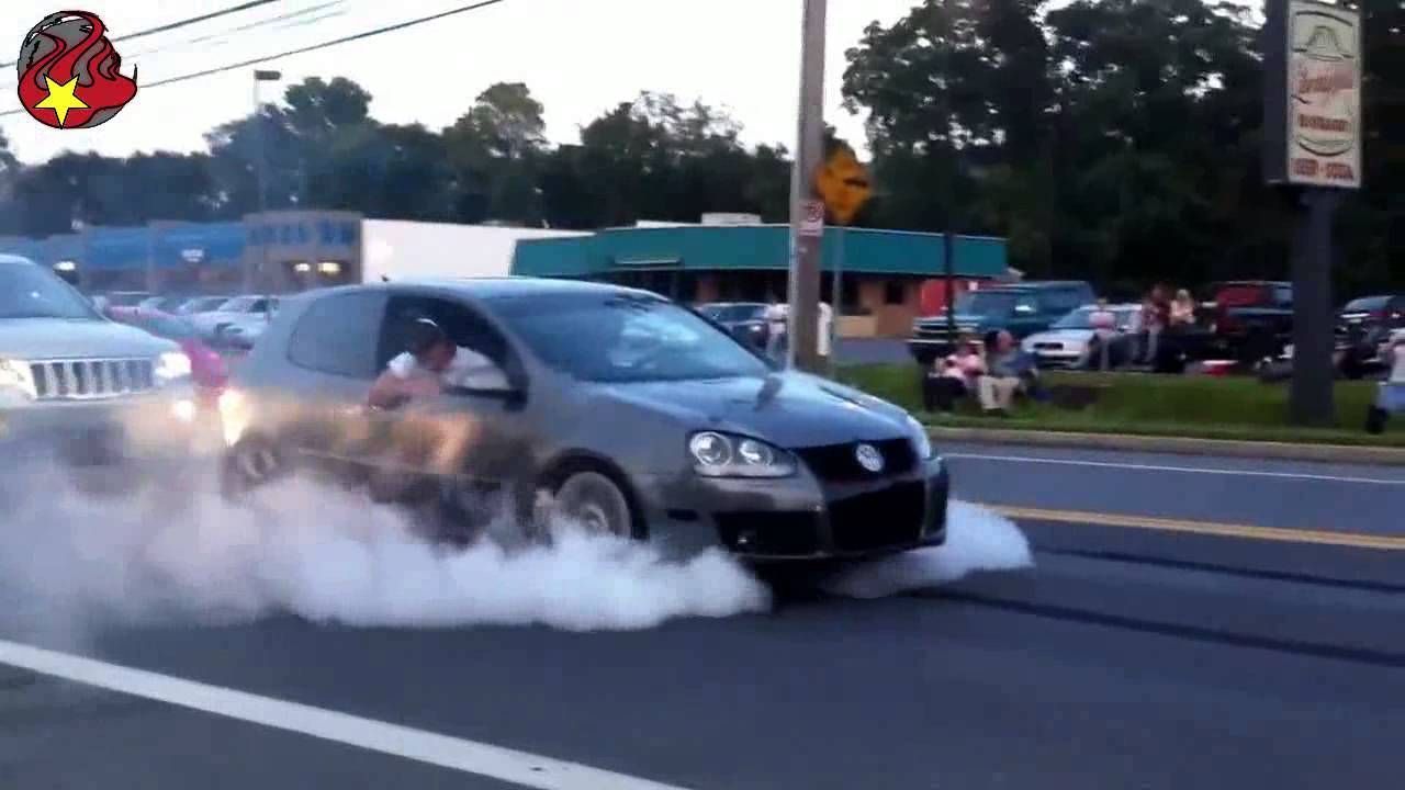 VolksWagen Golf GTI burnout FAIL HD - YouTube