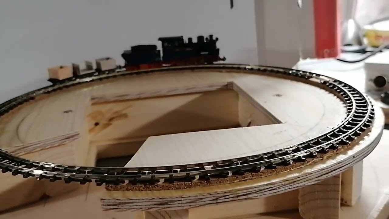 Minianlage Feldbahn Gleisplan ist fertig - YouTube