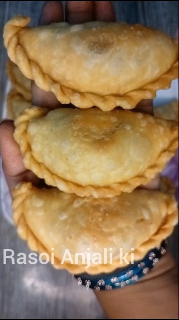 Diwali special gujiya recipe | Bina kisi machine ke #shorts #trending # ...