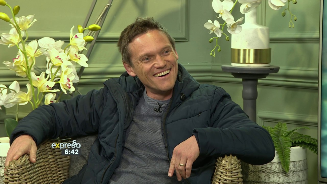 Legendary comedian Rob van Vuuren in studio! - YouTube