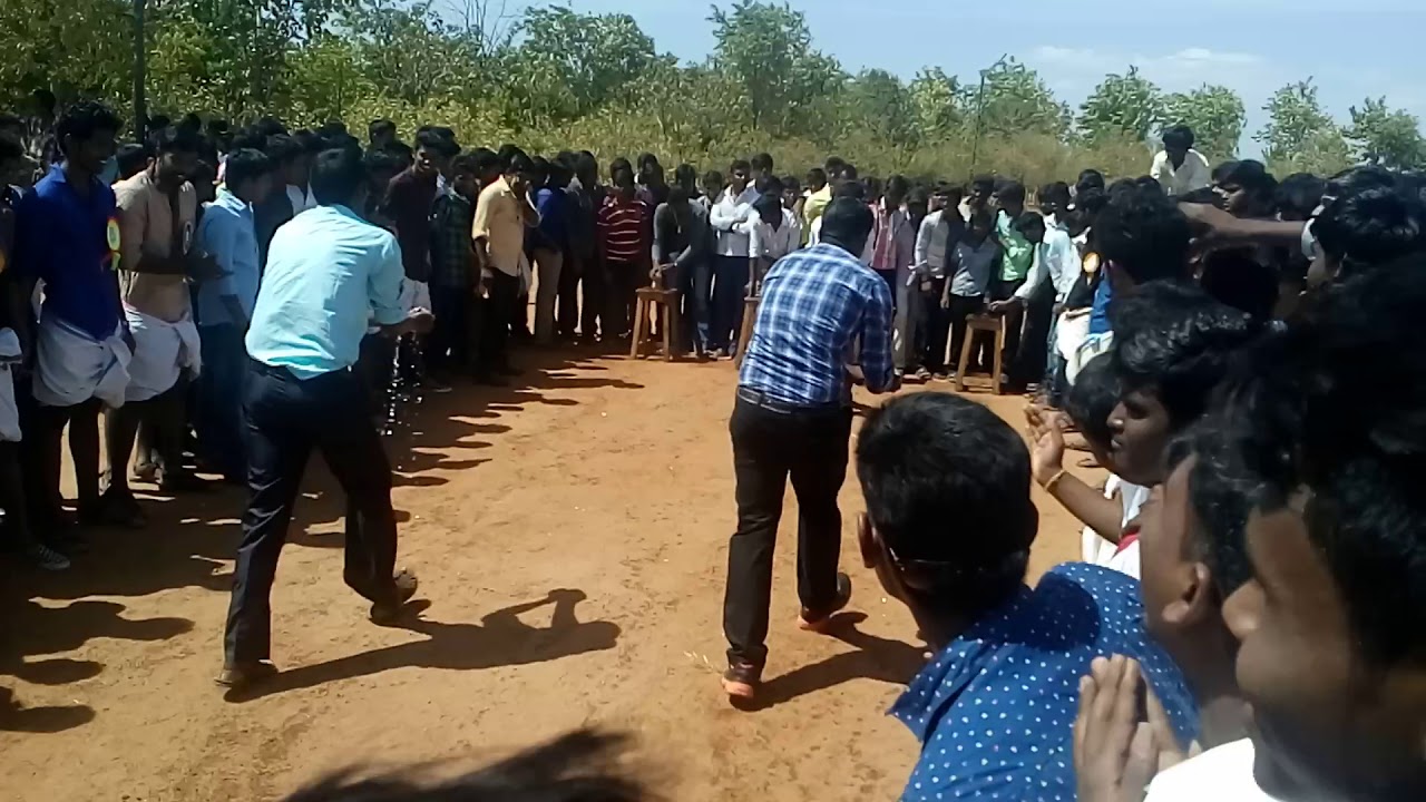 Thanni niraikum poati Water filling in bottle by hands - YouTube