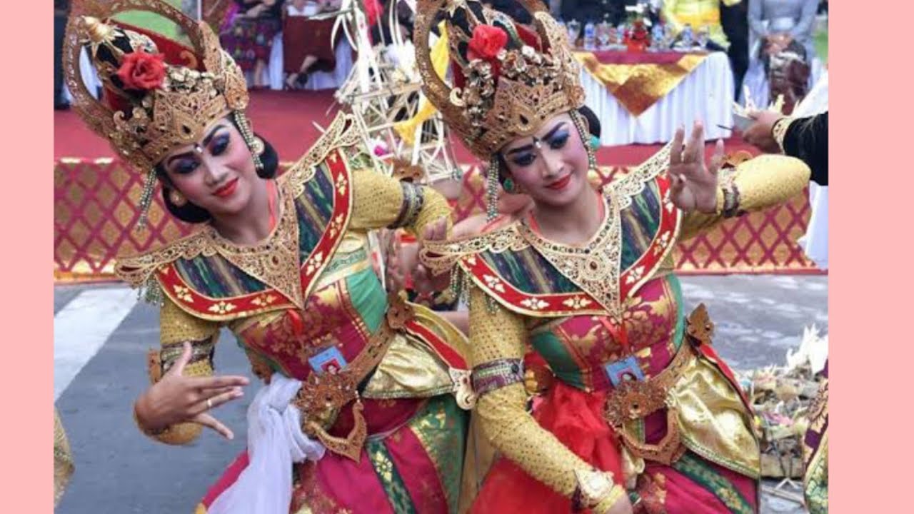 Karnaval adat di Bali Fantastic - YouTube