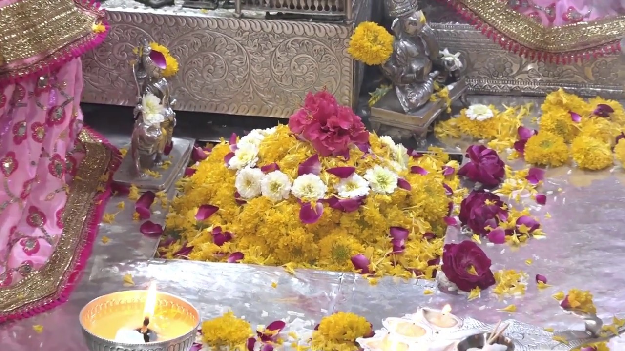 Mata Bala Sundari / Sundri माँ बाला सुंदरी जी आरती दर्शन | त्रिलोकपुर ...