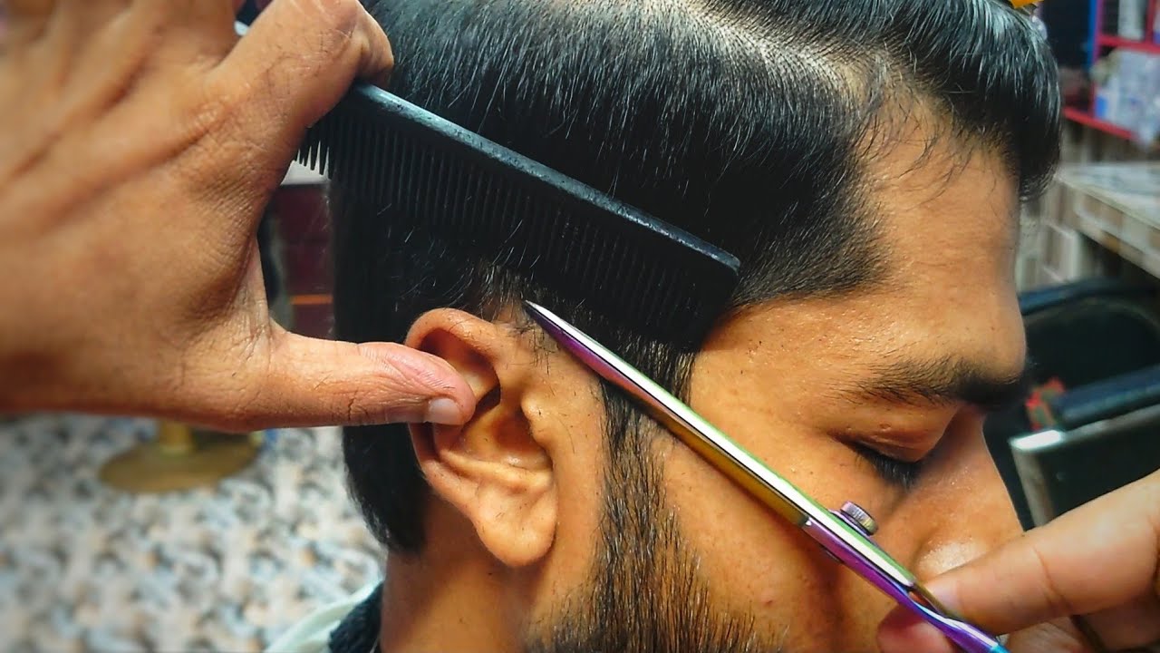 Italian Soccer Player Layer Haircut || Joao Felix Haircut Tutorial ...