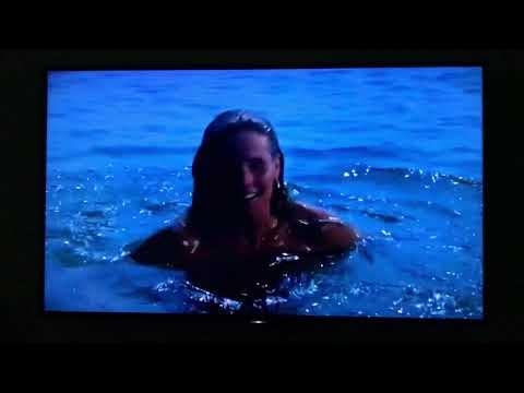 Jaws (1975) - Chrissie’s Last Swim Scene - YouTube