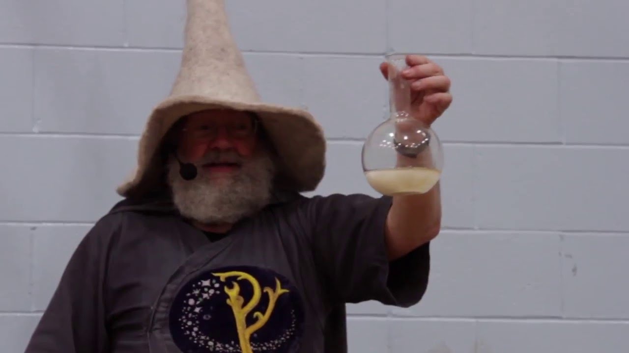 Dr. Garon Smith: The Chemistry Wizard! - YouTube