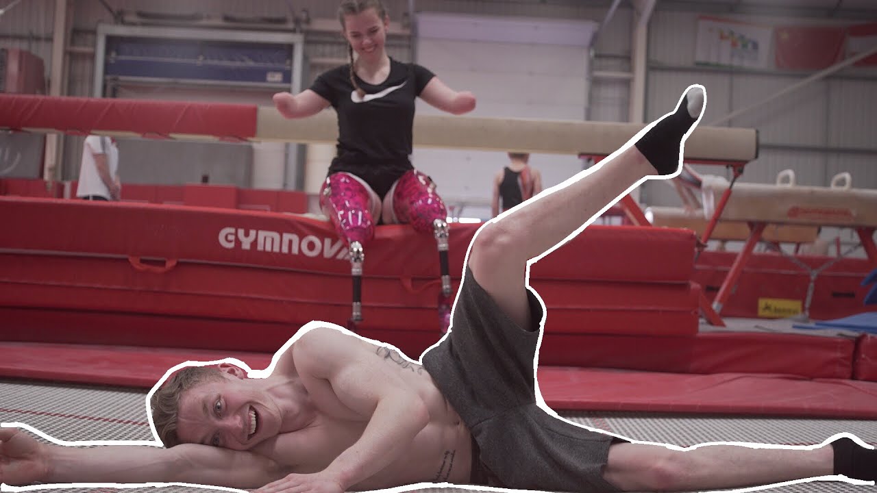 Teaching an OLYMPIAN my TRAMPOLINING routine ! - YouTube