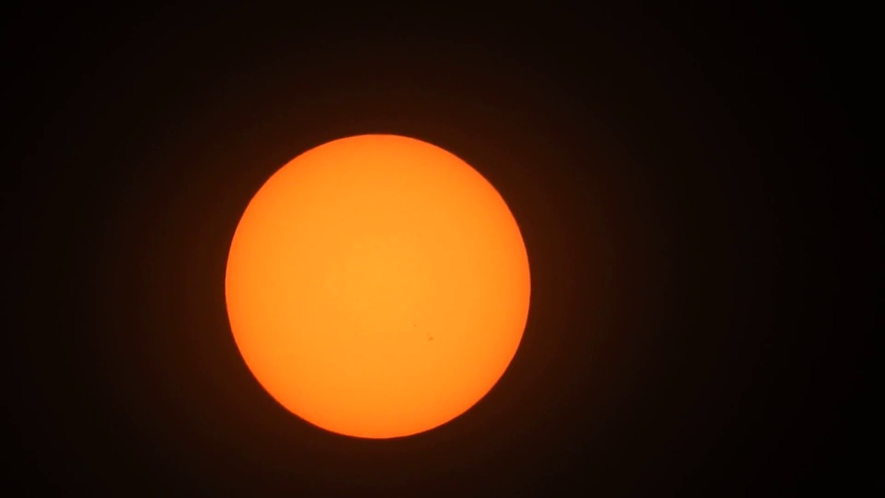 What the SUN Really Looks Like - See Sunspots - Nikon P900 + Solar ...