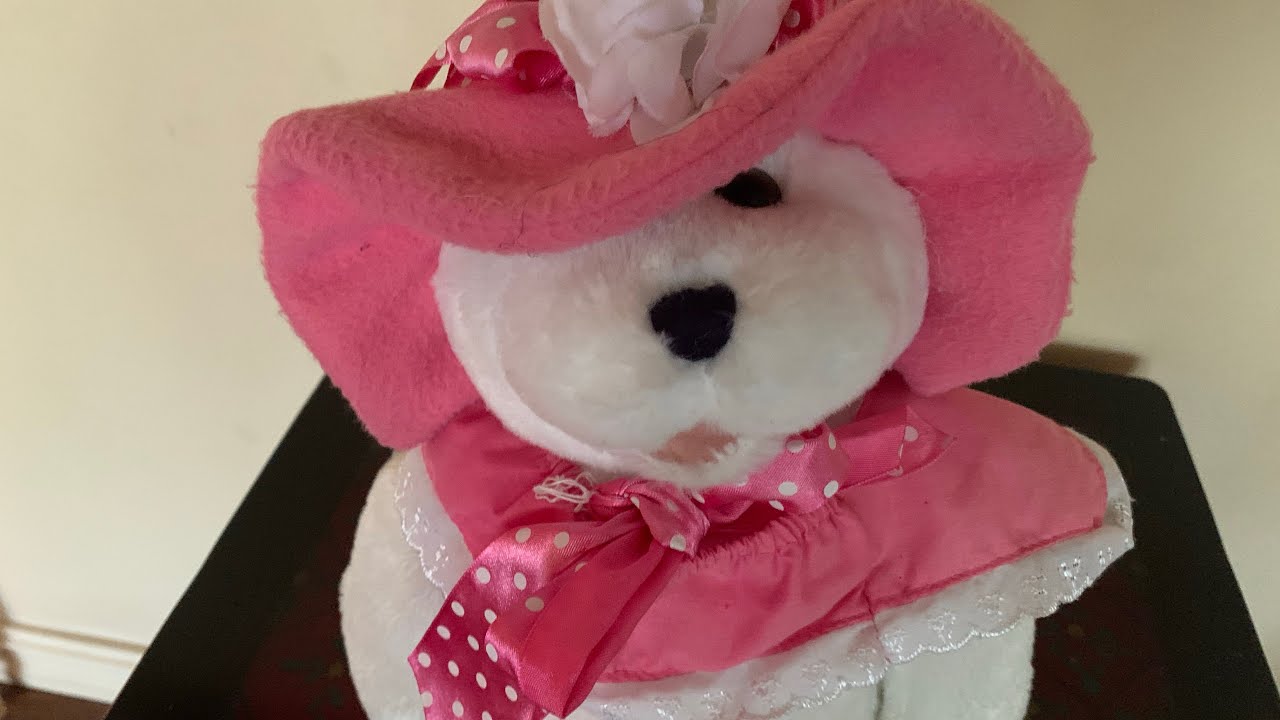 Chantilly Lane PBC International “Annie in Hot Pink” - YouTube