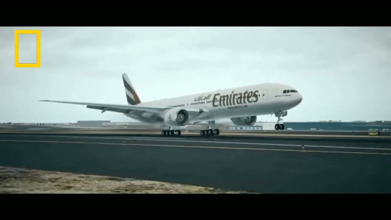 Emirates Flight 521 - Crash Animation - YouTube