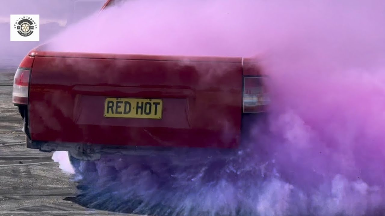 RED HOT burnout at TAMWORTH TYRE TORTURE 3 - YouTube