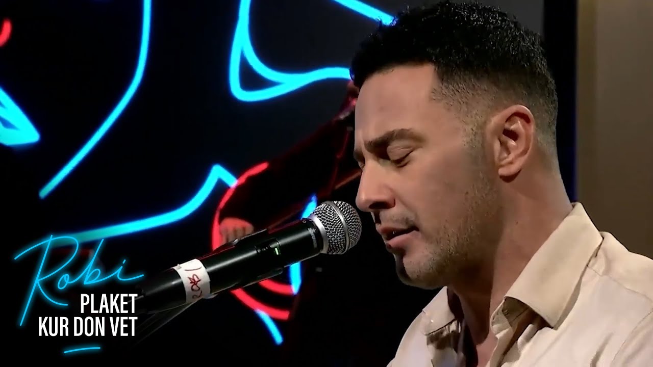 Performance nga Robert Berisha (LIVE) - YouTube