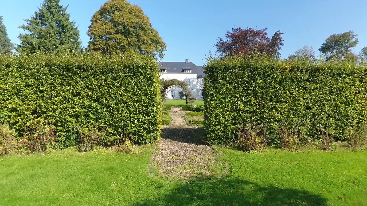 Honesty VENDU - La Civanne à Tintigny - YouTube