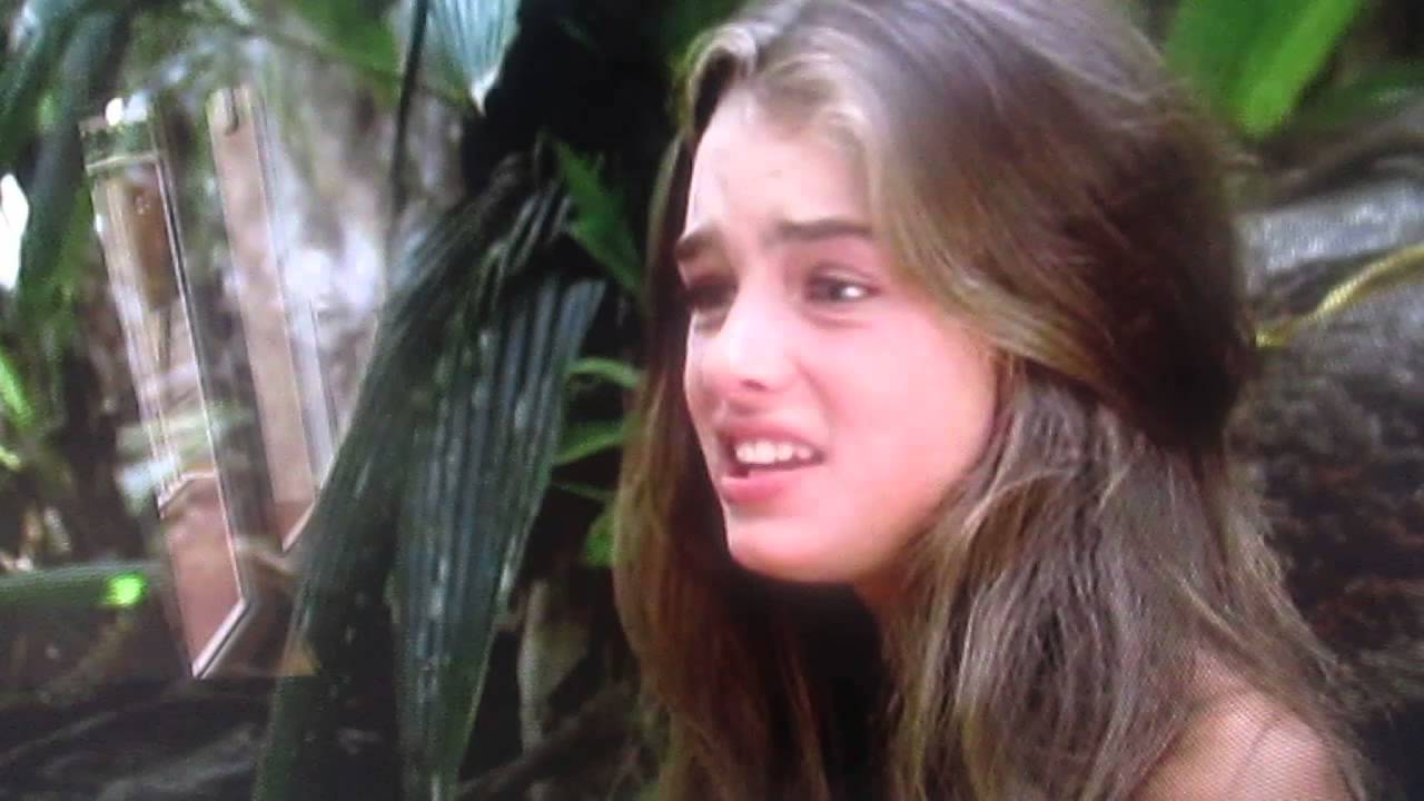 El Lago Azul "Besame" - YouTube