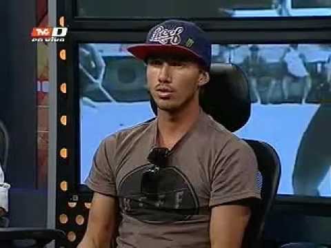 Ángelo Lozano y Yuco Trujillo, surfistas mexicanos, en Villamelones (12 ...