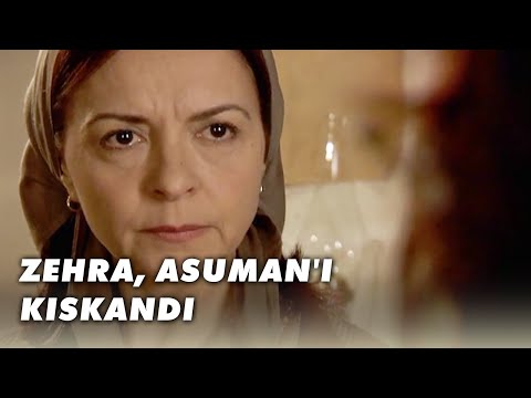 Zehra, Asuman'ı Uyardı  -  Hanımın Çiftliği Özel Klip