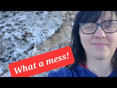 Clumsy day thrifting alone at Goodwill - YouTube