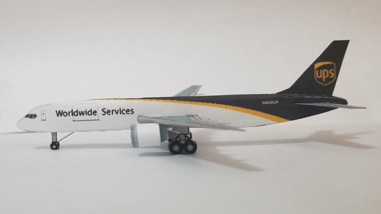 Airigami Planes: Boeing 757-200F assembly - YouTube