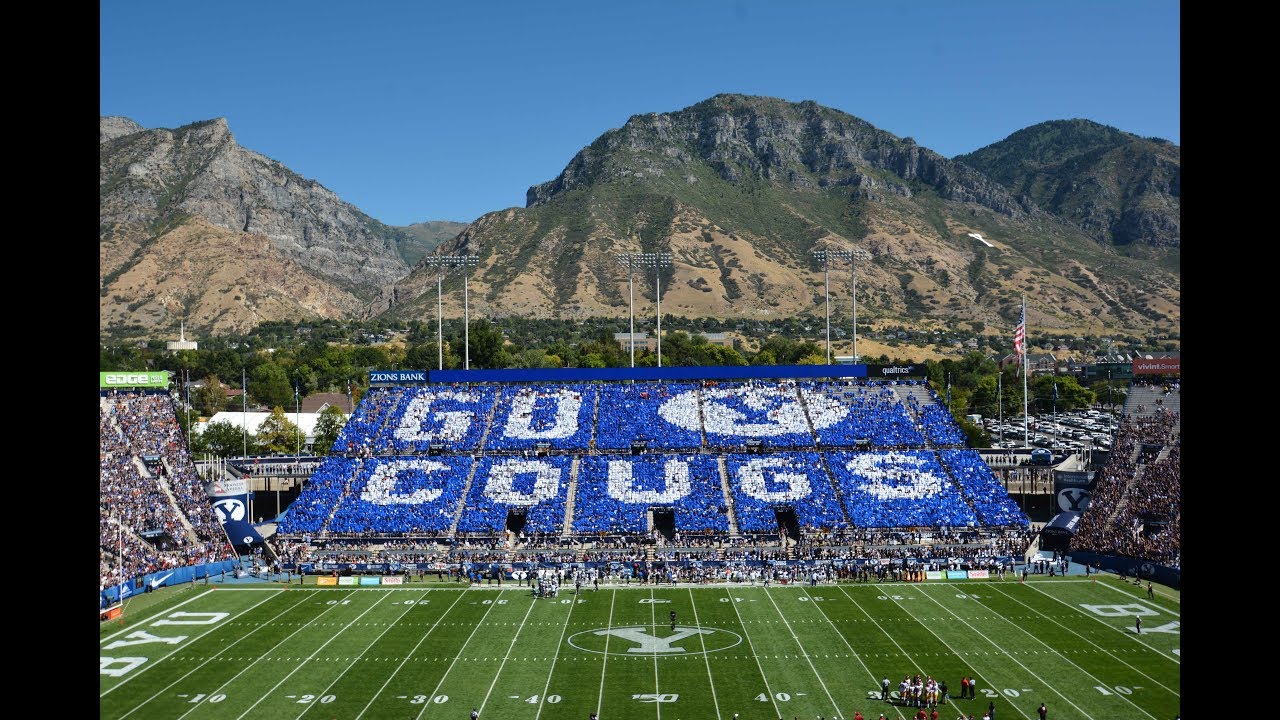 BYU Card Stunts September 14, 2019 - YouTube