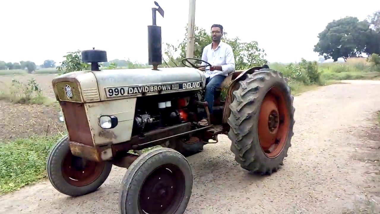Antique David Brown 990 tractor Owner review made in ENGLAND - YouTube