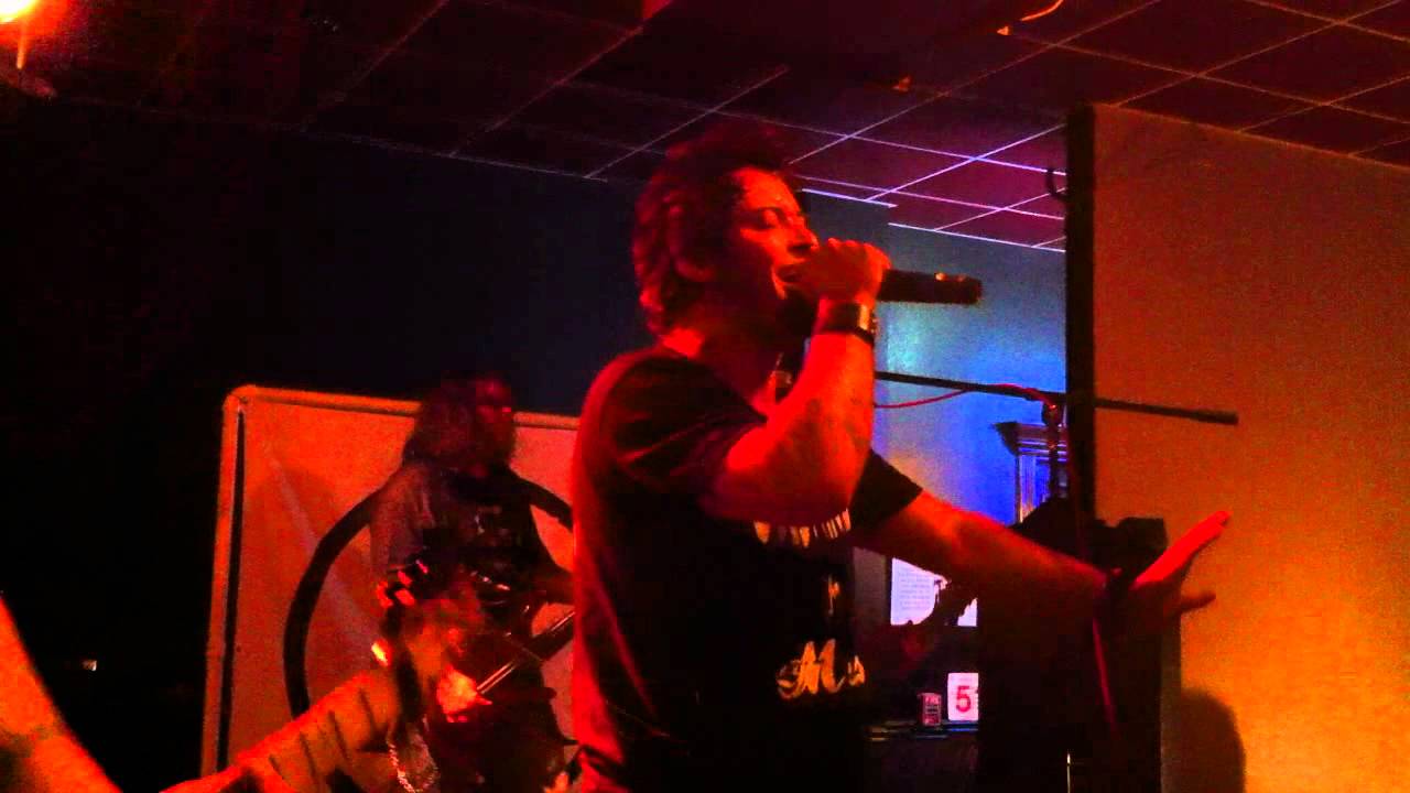 Allele (To Arms) Laredo Texas - Kelly Hayes Guitar Close Up - YouTube