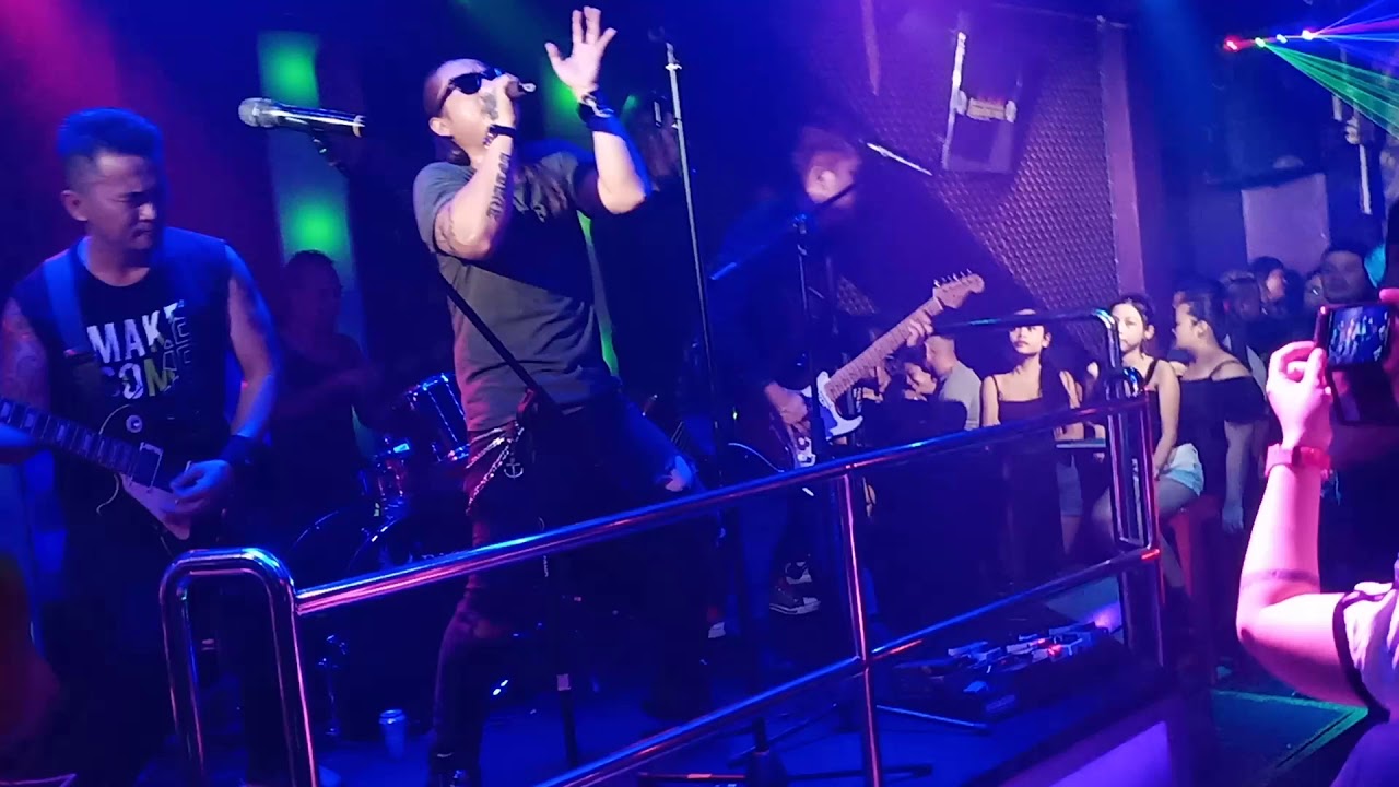 Live masterpice (perecha) - YouTube