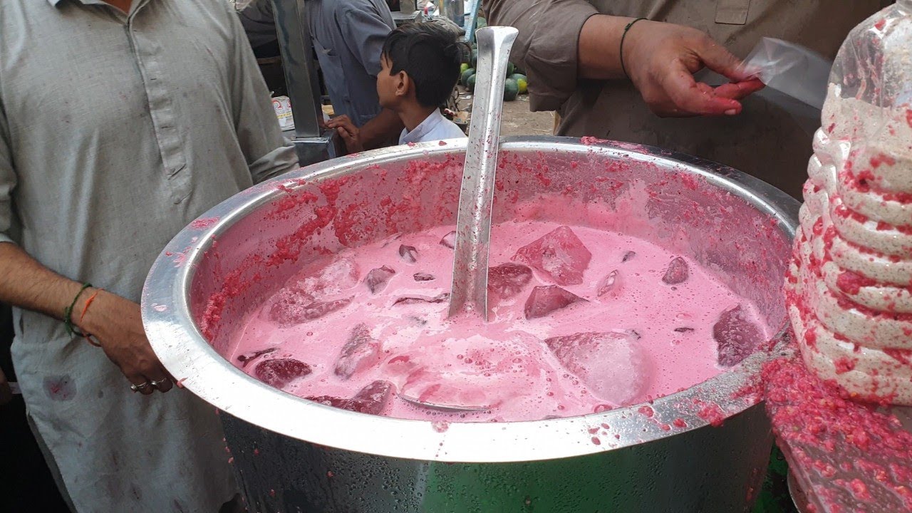 Famous Falsa Sharbat | Street Food Of Karachi Pakistan - YouTube