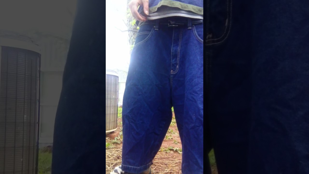 Sagging in shorts 2(where sagging in shorts left off at) - YouTube