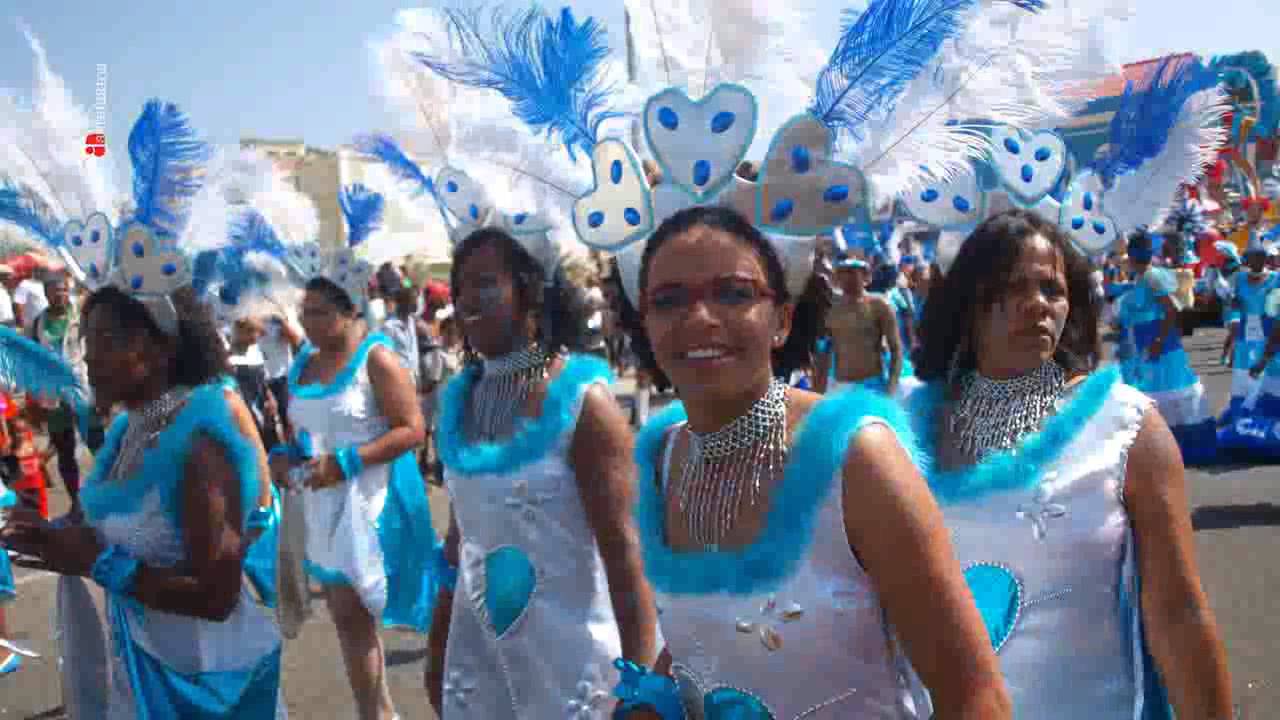 Recordando o Carnaval do Mindelo de 2013 - YouTube