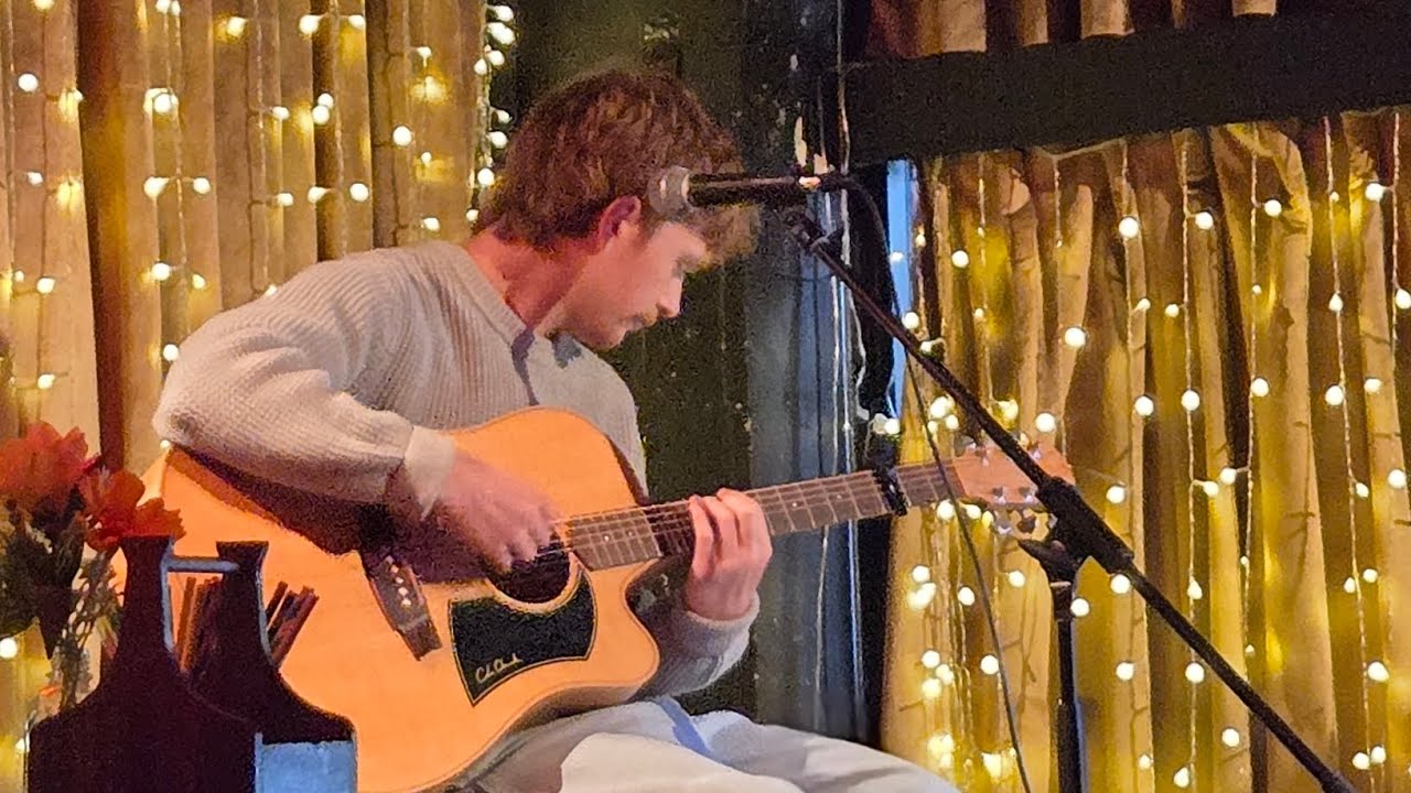 The Happiest Kind Of Sad Live At The Midnight Special - YouTube