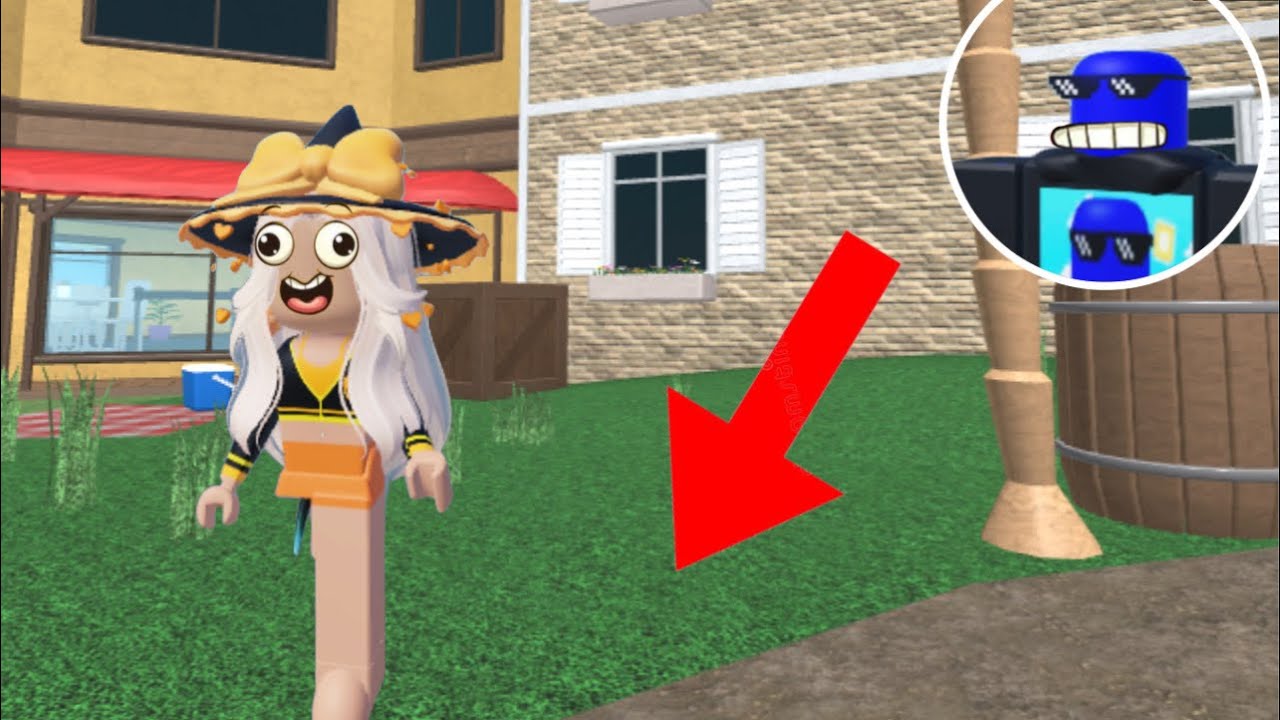 Playing mm2 as a small Avatar - YouTube