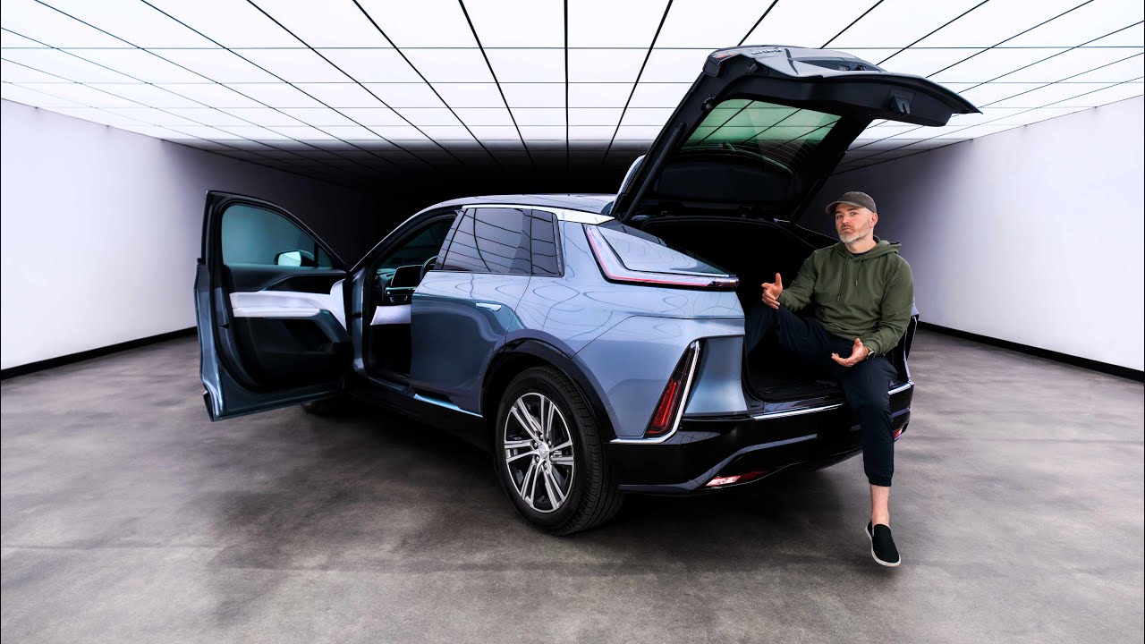 Test Driving the All-Electric Cadillac LYRIQ - YouTube