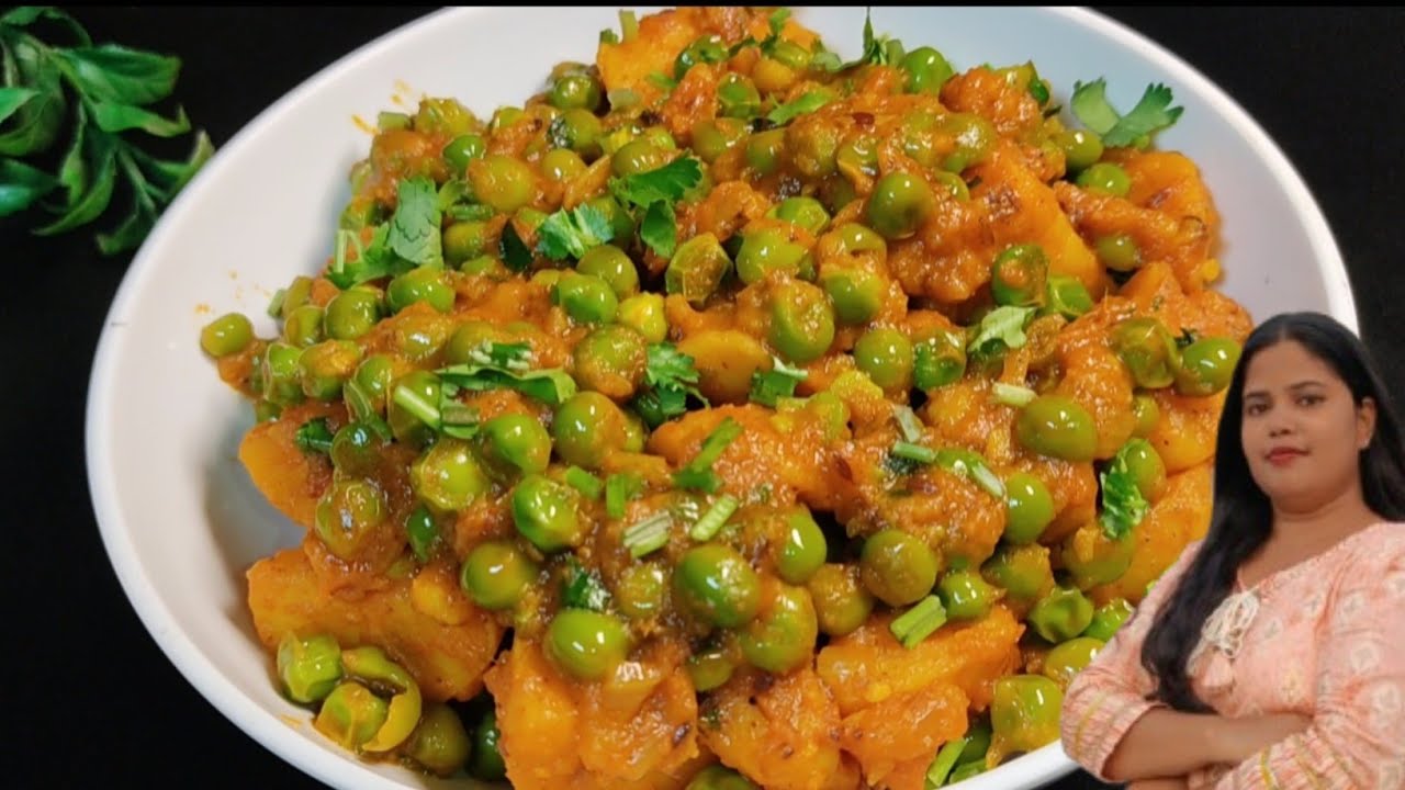 ऐसे बनाये एकदम लाजवाब टेस्टी आलू मटर की सब्जी | Matar Aloo Recipe ...