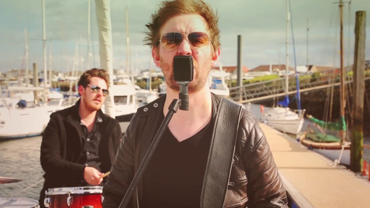 I Know Who I Am \\ Gary Johnstone (official video) - YouTube