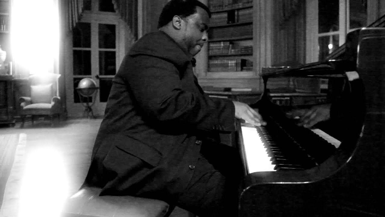 Quennel Gaskin at The Oheka Castle - YouTube