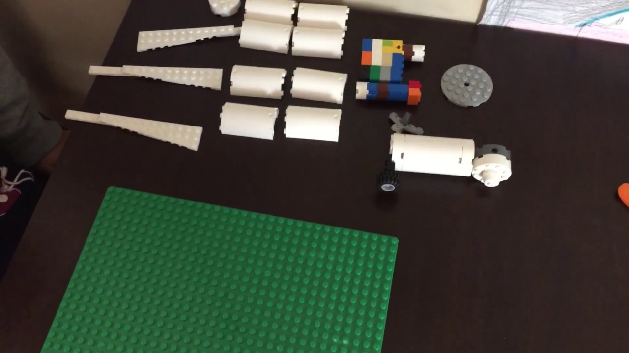 How to make a Lego wind turbine - YouTube