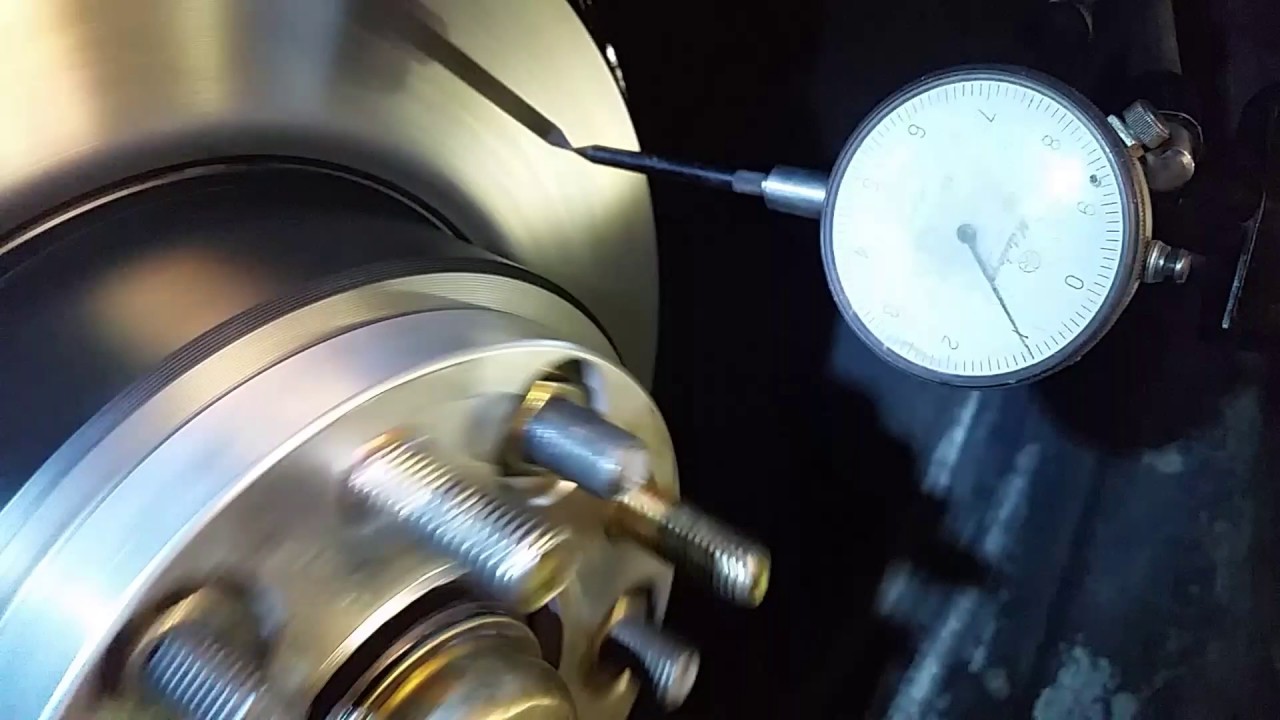 Checking Runout Beck Arnley True Metal Rotor - YouTube